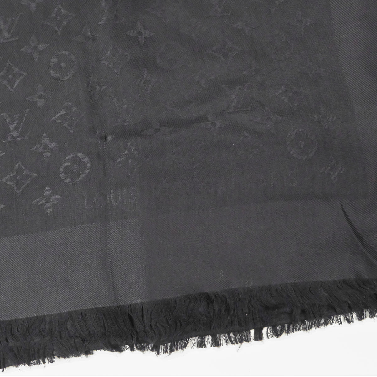 Louis Vuitton Silk Wool Monogram Square Shawl Scarf Anthracite – Coco Approved Studio