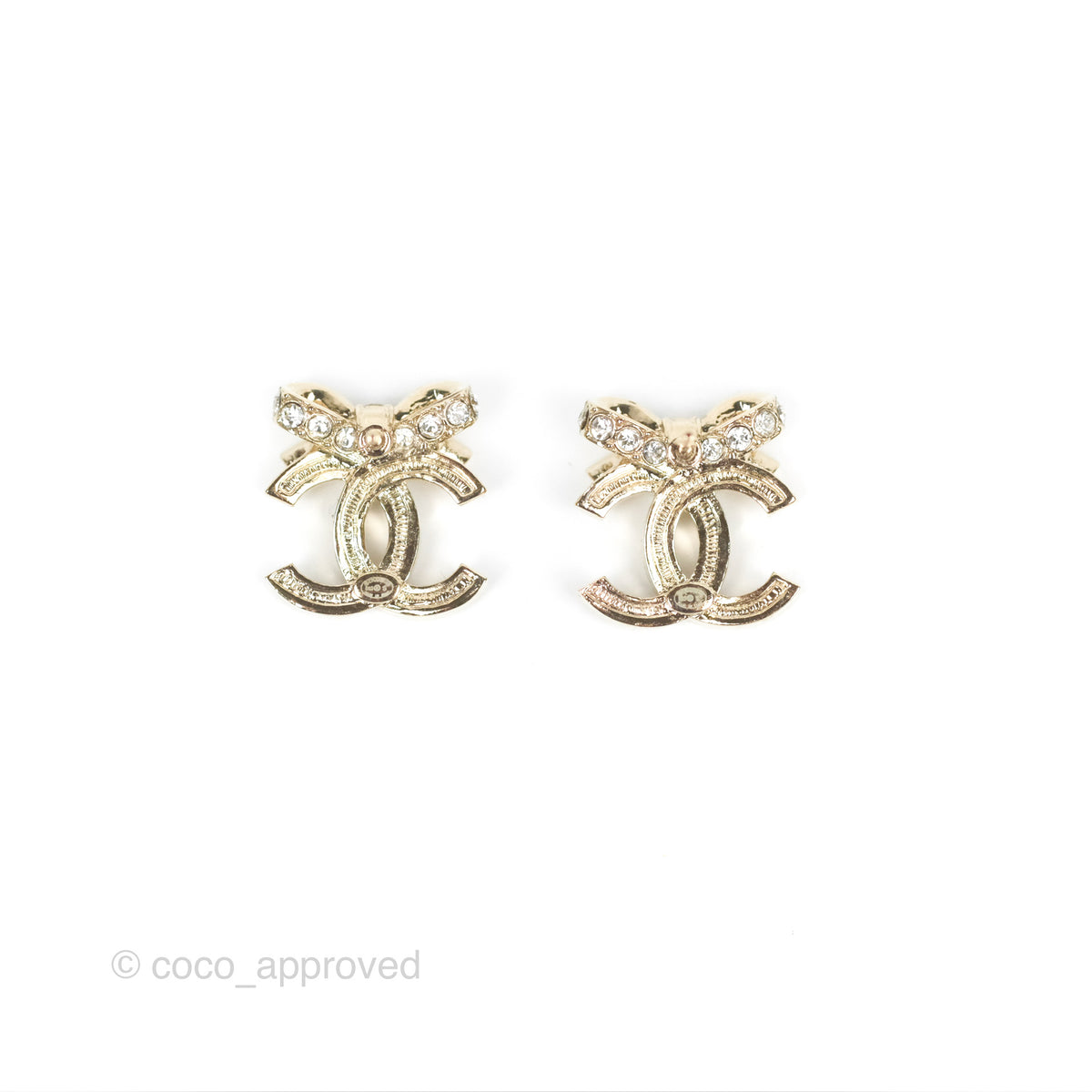 Chanel Crystal Ribbon Bow CC Earrings Gold Tone 23S – Coco Approved Studio