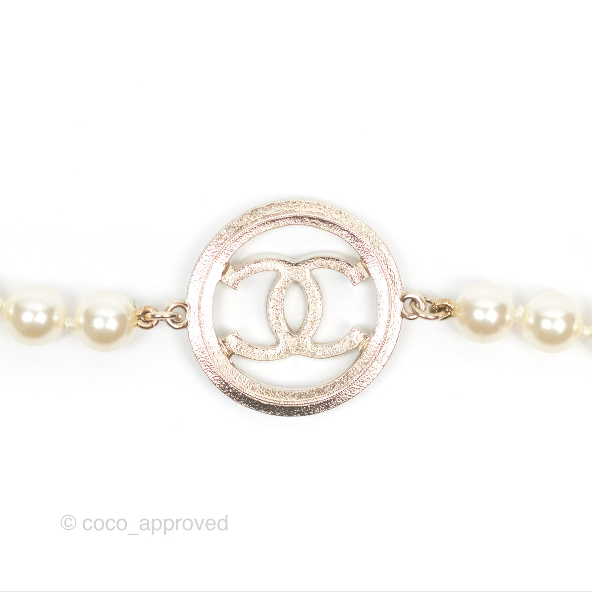Chanel Pearl CC Bracelet Gold 17A – Coco Approved Studio
