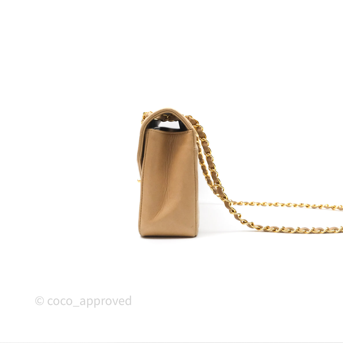 Chanel Vintage Medium Flap Chevron Beige Lambskin 24K Gold Hardware ...