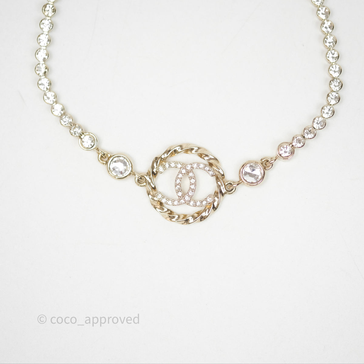 Chanel Crystal Round CC Necklace Gold Tone 23B – Coco Approved Studio