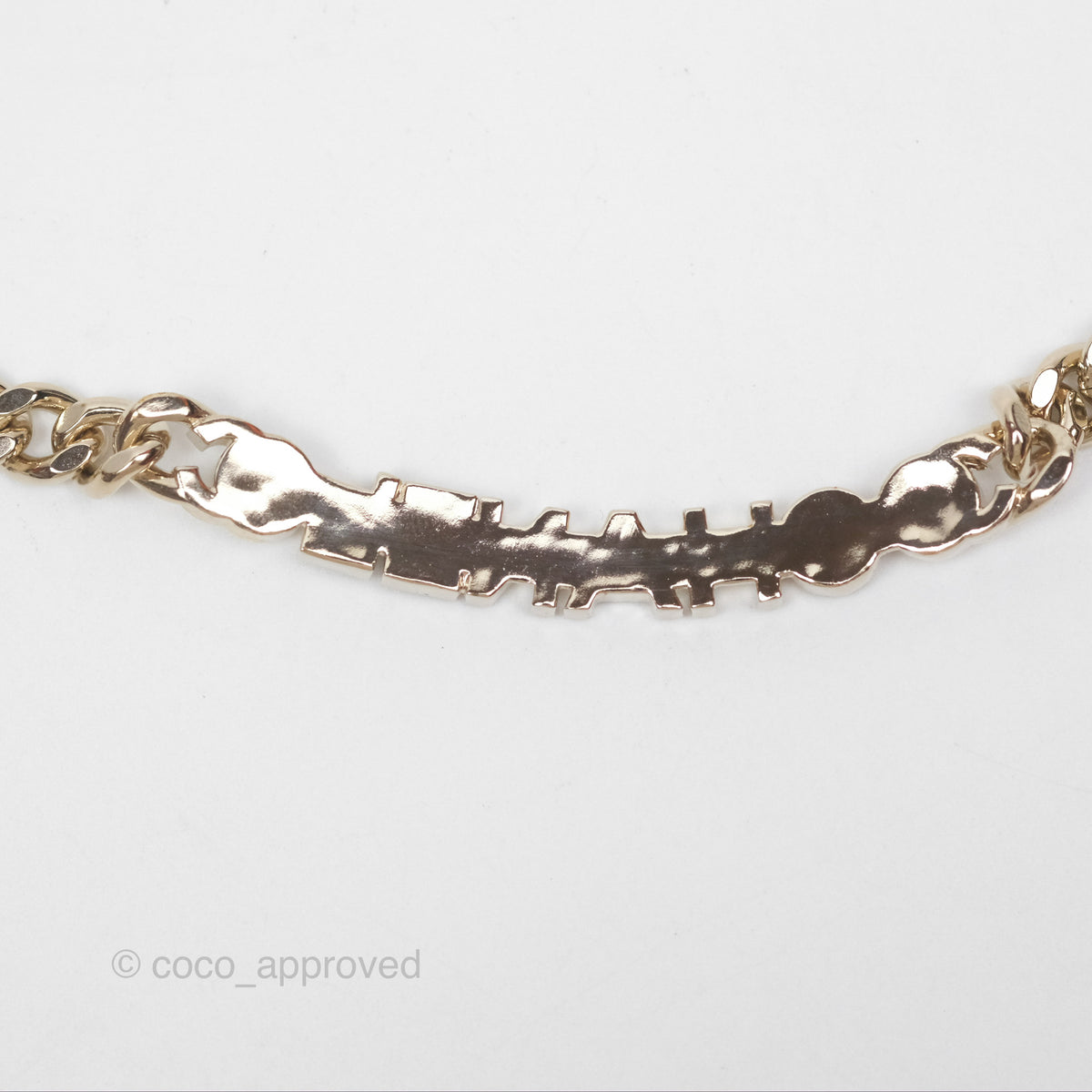 Chanel Logo Chain Choker Gold Tone 22S – Coco Approved Studio