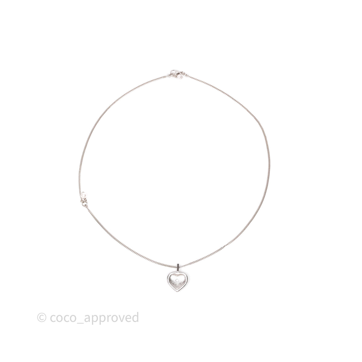 Chanel Pearl Crystal CC Heart Necklace Silver Tone 23B – Coco Approved ...