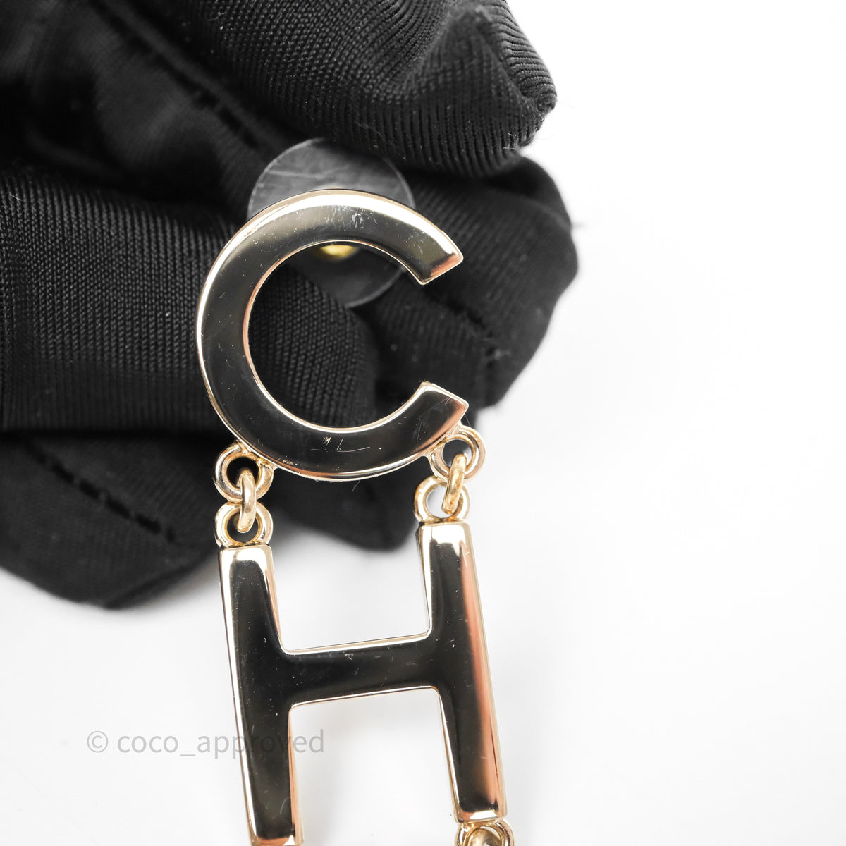 Chanel Letter Cha-Nel Logo Drop Earrings Gold Tone 21V – Coco Approved ...