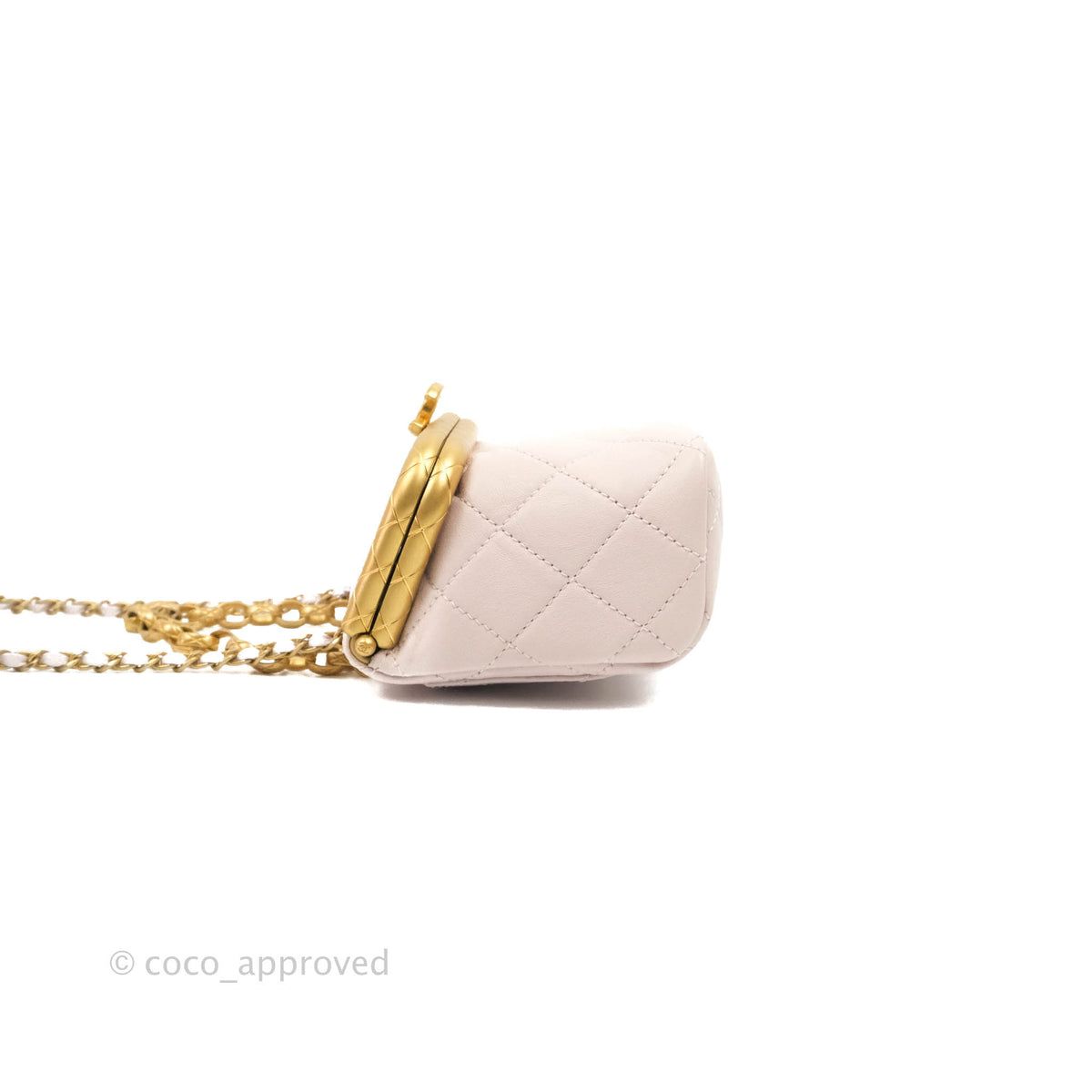 Chanel Kiss Lock Mini Vanity Pink Lambskin Gold Hardware – Coco ...