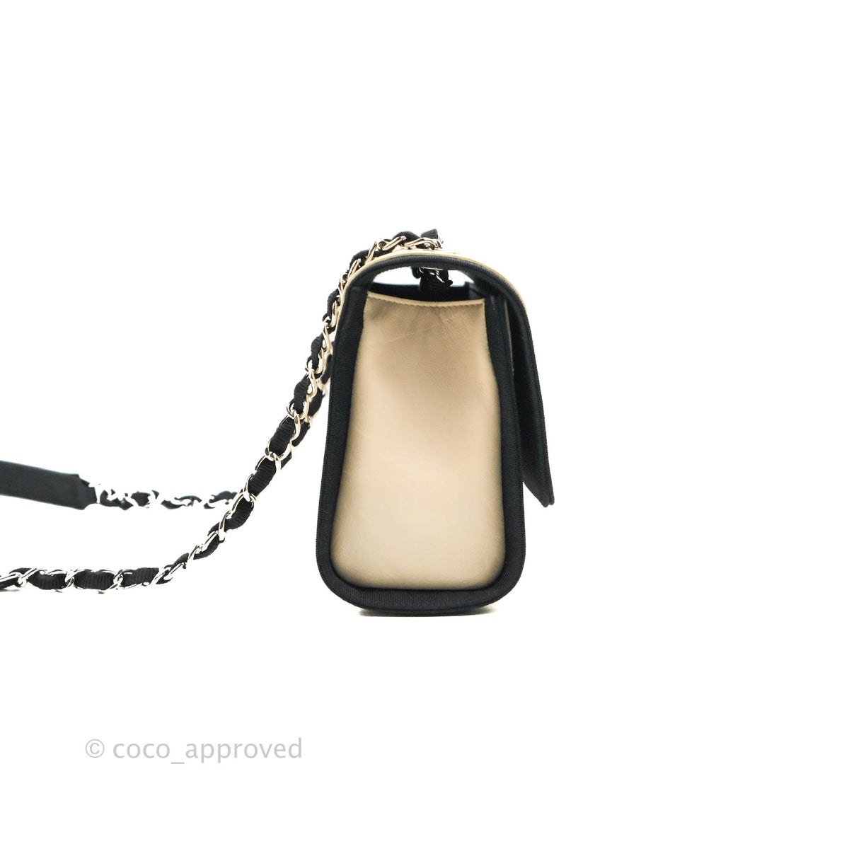 Chanel Flat Quilted Flap Bag Light Beige Grosgrain Ribbon Crumpled Cal ...