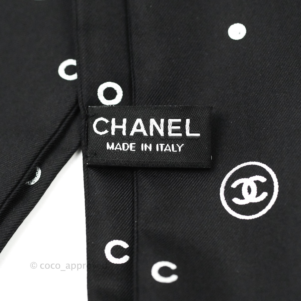 Chanel CC Silk Twilly in Black & White – Coco Approved Studio